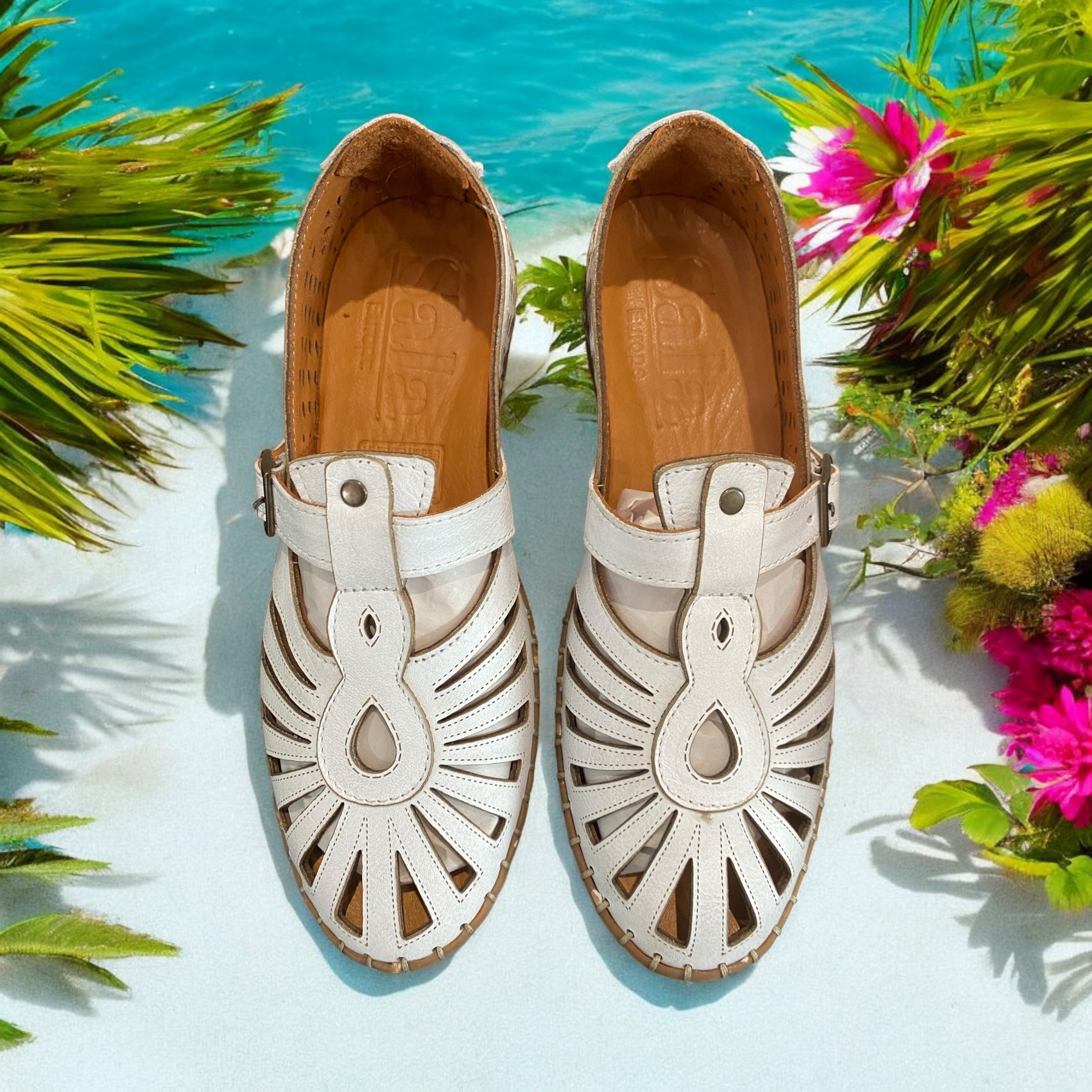 Sala Remy - White Leather – Shoesies